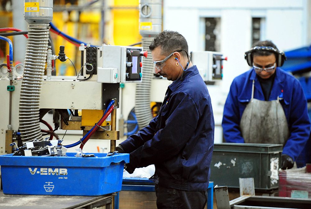 Record number of Irish people aged 15-64 in work, says Ireland’s ...